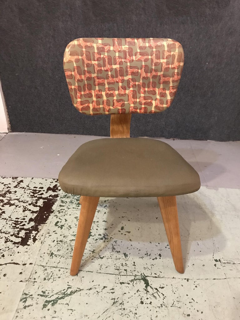 Odd Little 1950s Chair- The Beginning of this New Style For Sale at 1stDibs