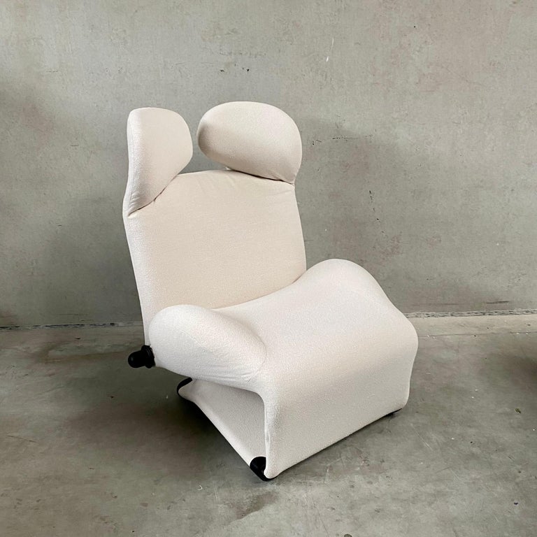 Off White Bouclé Wink Lounge Chair by Toshiyuki Kita for Cassina, Italy ...