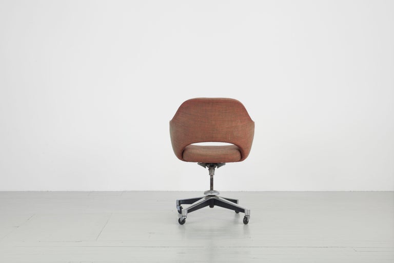 Office Chair Conference, Design by Eero Saarinen, Manufactured by Knoll ...