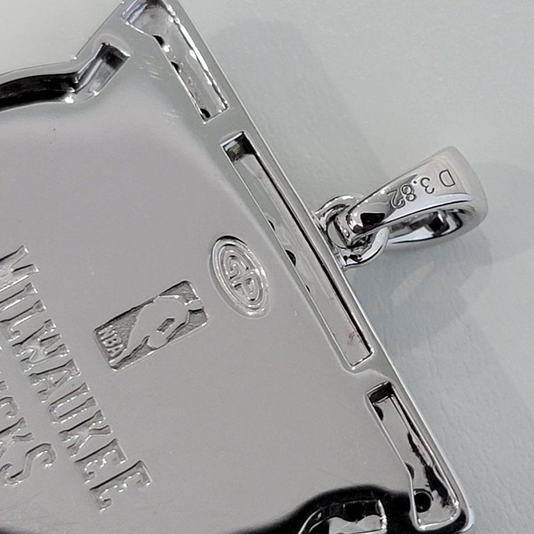 Official Licensed NBA Milwaukee Bucks 14k Gold Diamond Team Pendant by ...