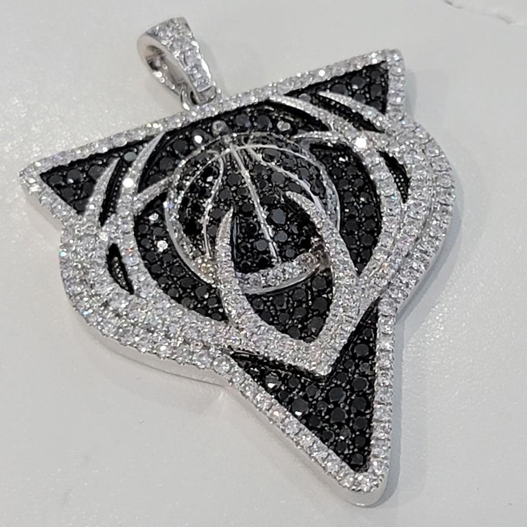 Official Licensed NBA Milwaukee Bucks 14k Gold Diamond Team Pendant by ...