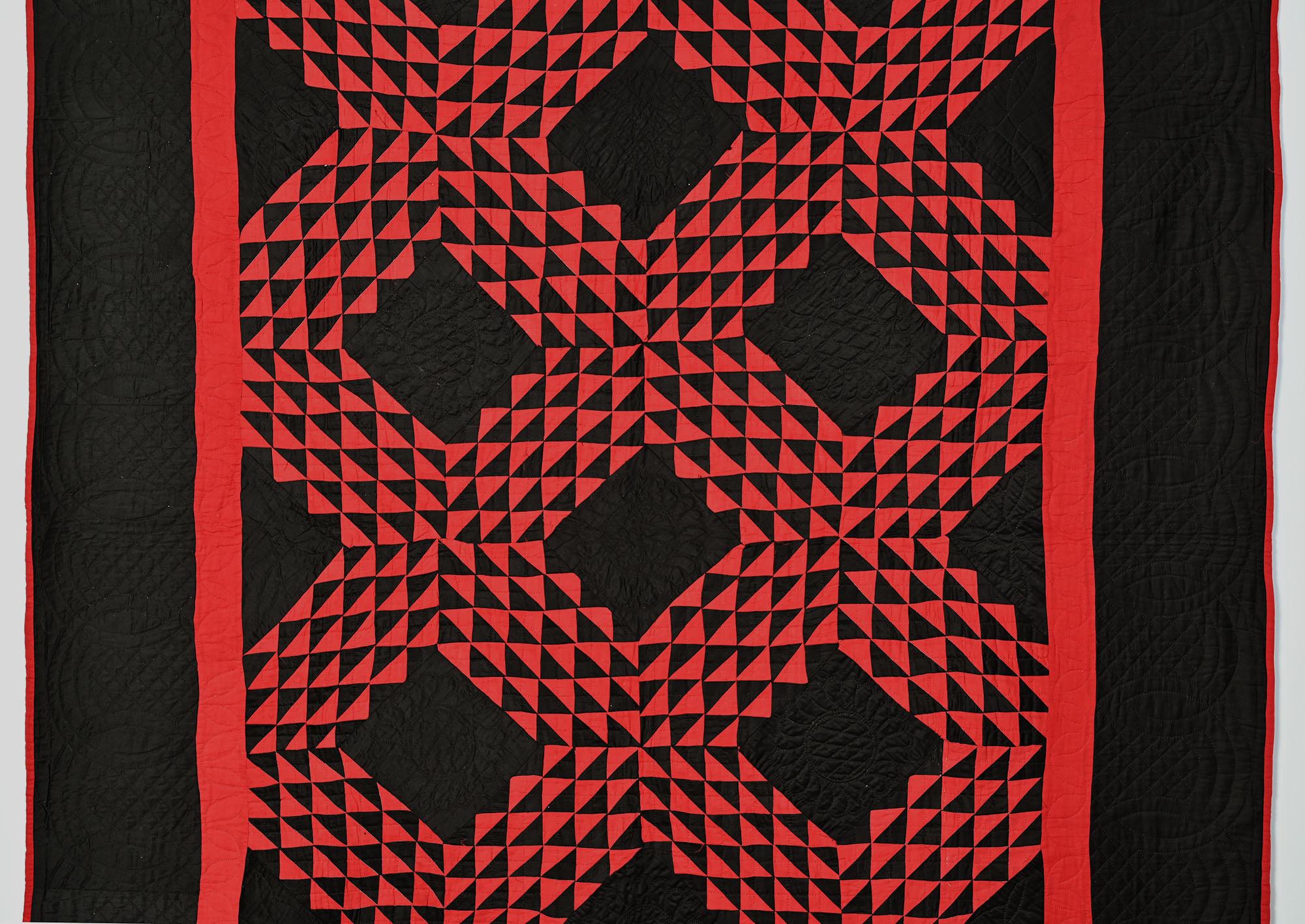 Ohio Amish Ocean Waves Quilt at 1stDibs