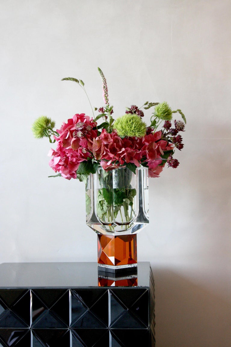 Ohio Crystal Vase, Hand-Sculpted Contemporary Crystal For Sale at 1stDibs