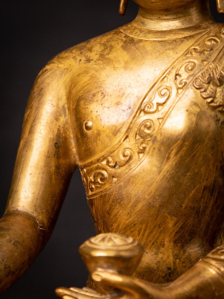 Old Bronze Nepali Buddha Statue from Nepal For Sale at 1stDibs
