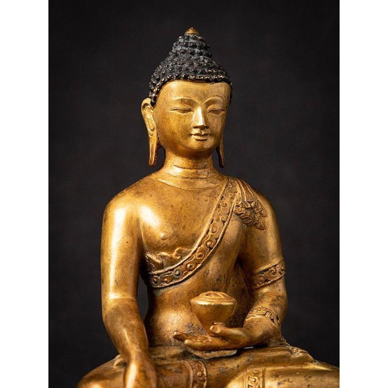 Old Bronze Nepali Buddha Statue from Nepal For Sale at 1stDibs