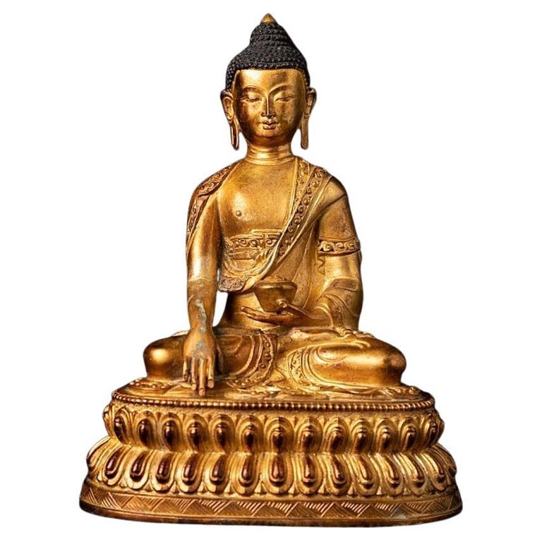 Old Bronze Nepali Buddha Statue from Nepal For Sale at 1stDibs
