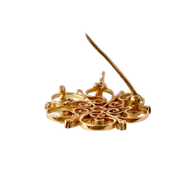 Old European Cut Diamond Gold Star Pendant/Brooch For Sale at 1stDibs