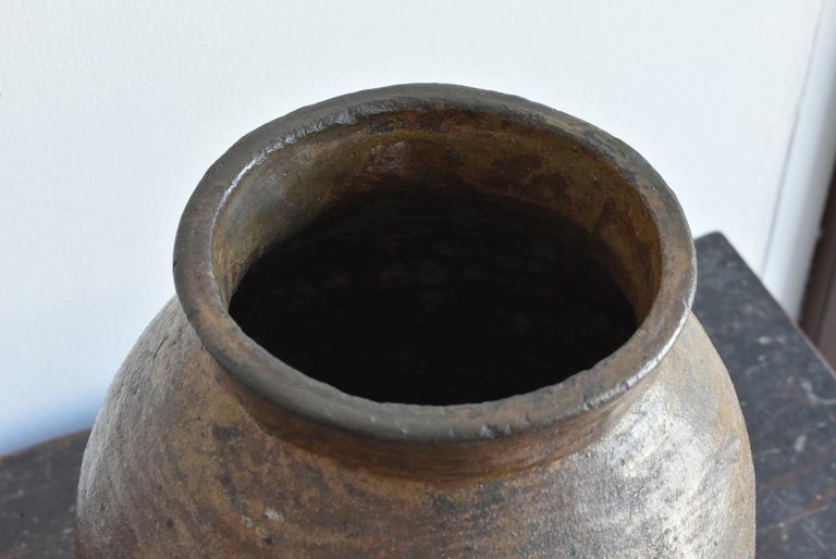 Old Japanese Pottery Pot / 1573-1650 / Echizen Pottery Vase at 1stDibs