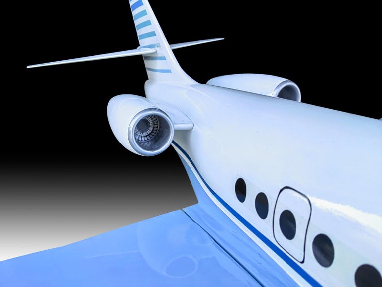 Old Model of a Private Plane Falcon, 20th Century For Sale at 1stDibs