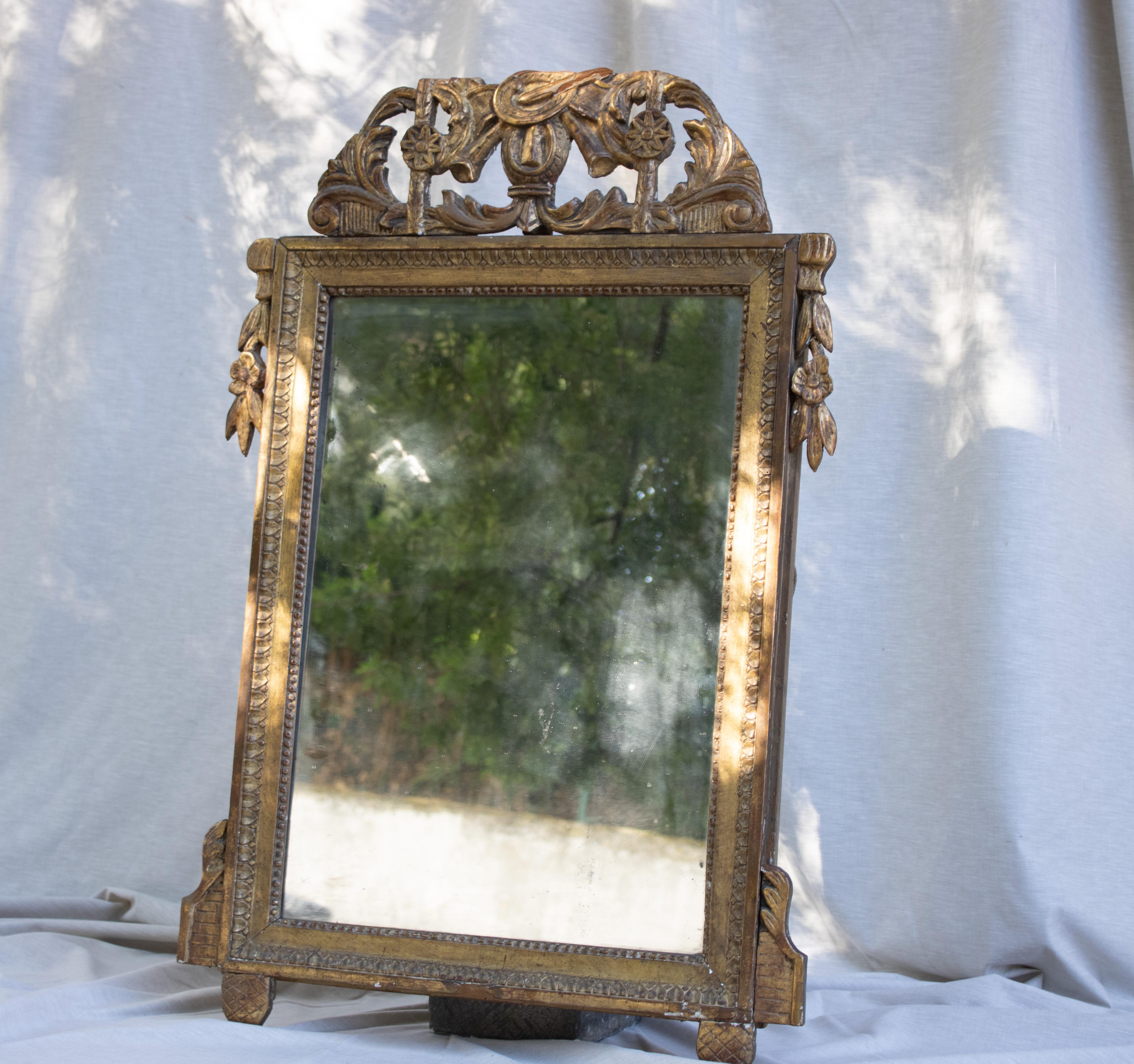 Old Neoclassic Golden Mirror - XIX Century - Europe For Sale at 1stDibs