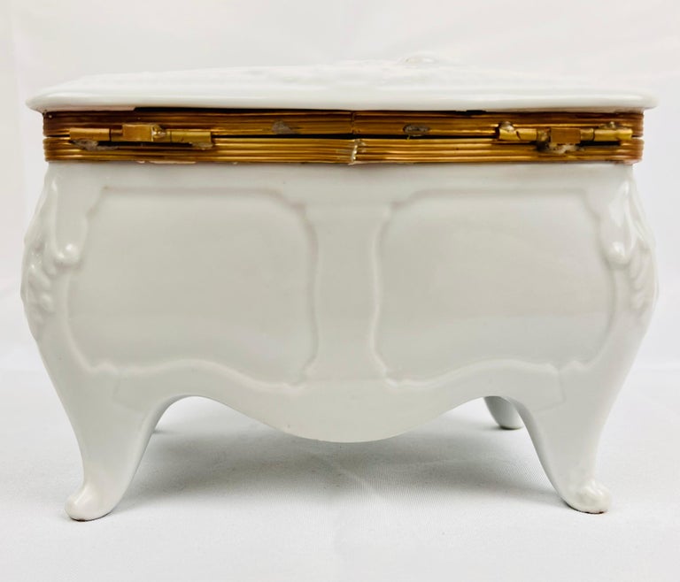 Hinged and Footed Old Paris Porcelain Bombé Shaped White Glazed Box For ...