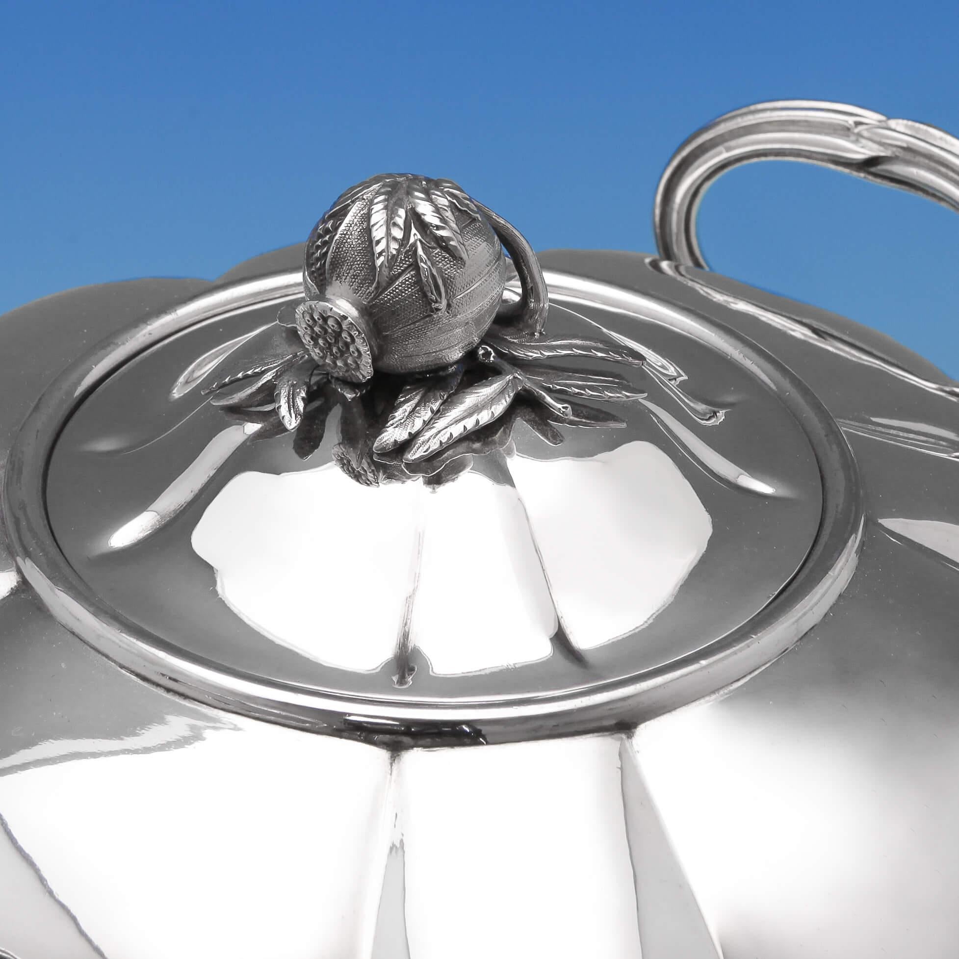 Antique Old Sheffield Plated 'Melon' Pattern Tea Urn Made c.1830 at 1stDibs