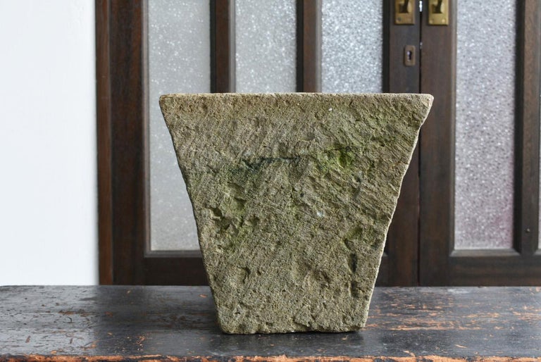 Old Stones in a Japanese Garden "Tsukubai" Stone Water Basin / Garden ...