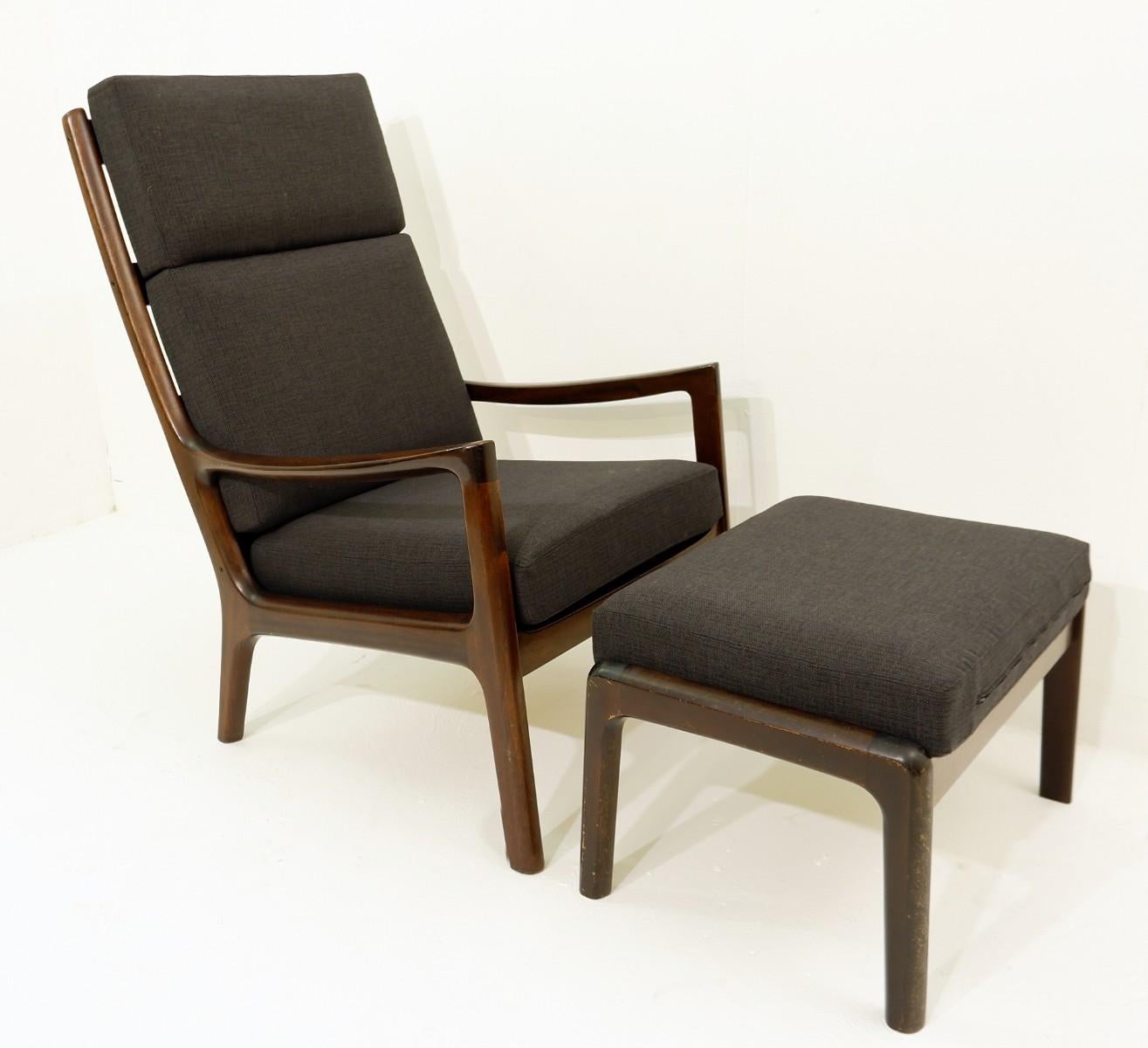 Ole Wanscher Senator Highjack Lounge Chair and Ottoman by Cado For Sale ...