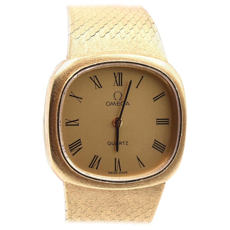 Omega 18 Karat Yellow Gold Quartz Wristwatch at 1stDibs