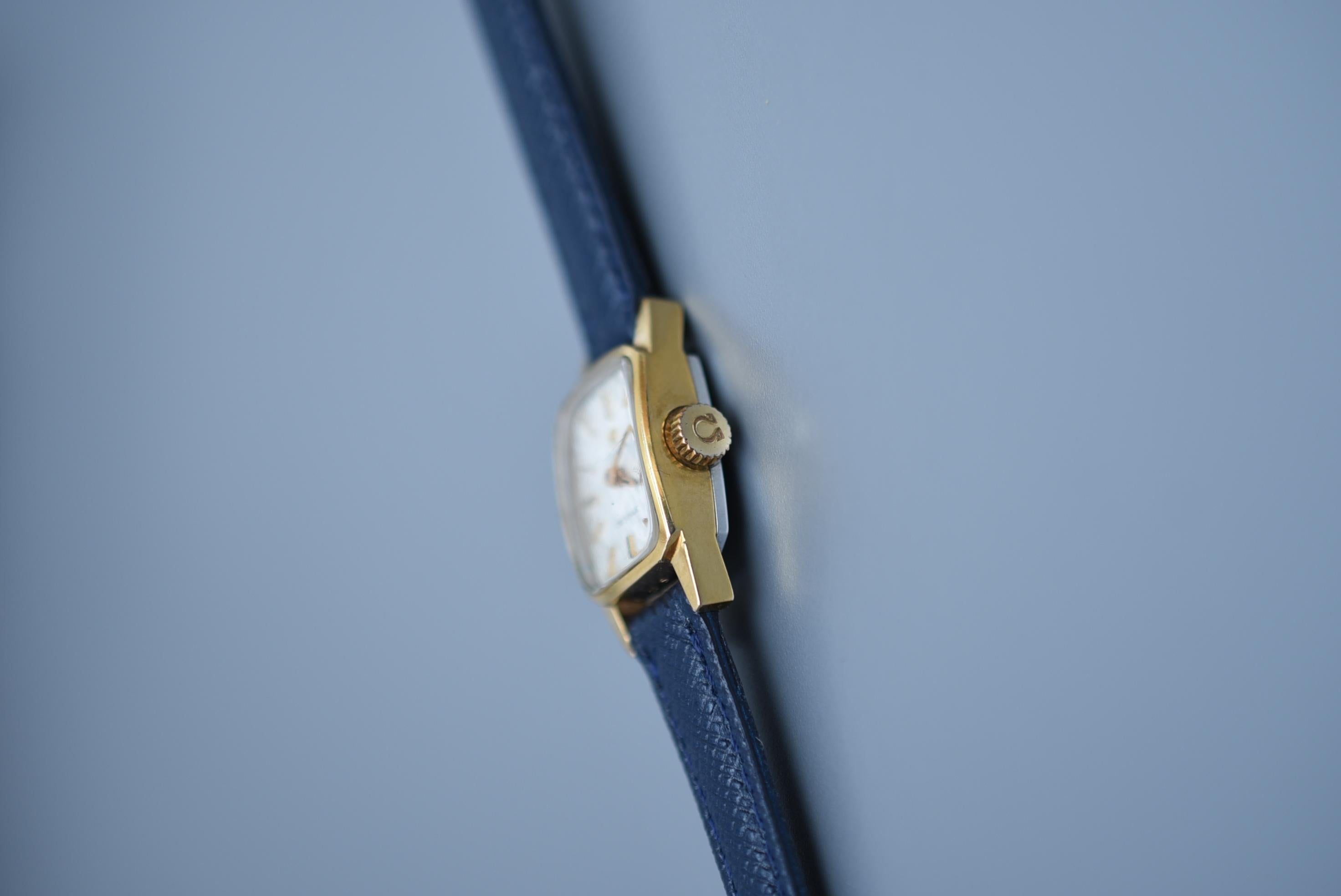 OMEGA Deville 1970s Vintage watch ladies For Sale at 1stDibs | omega ...