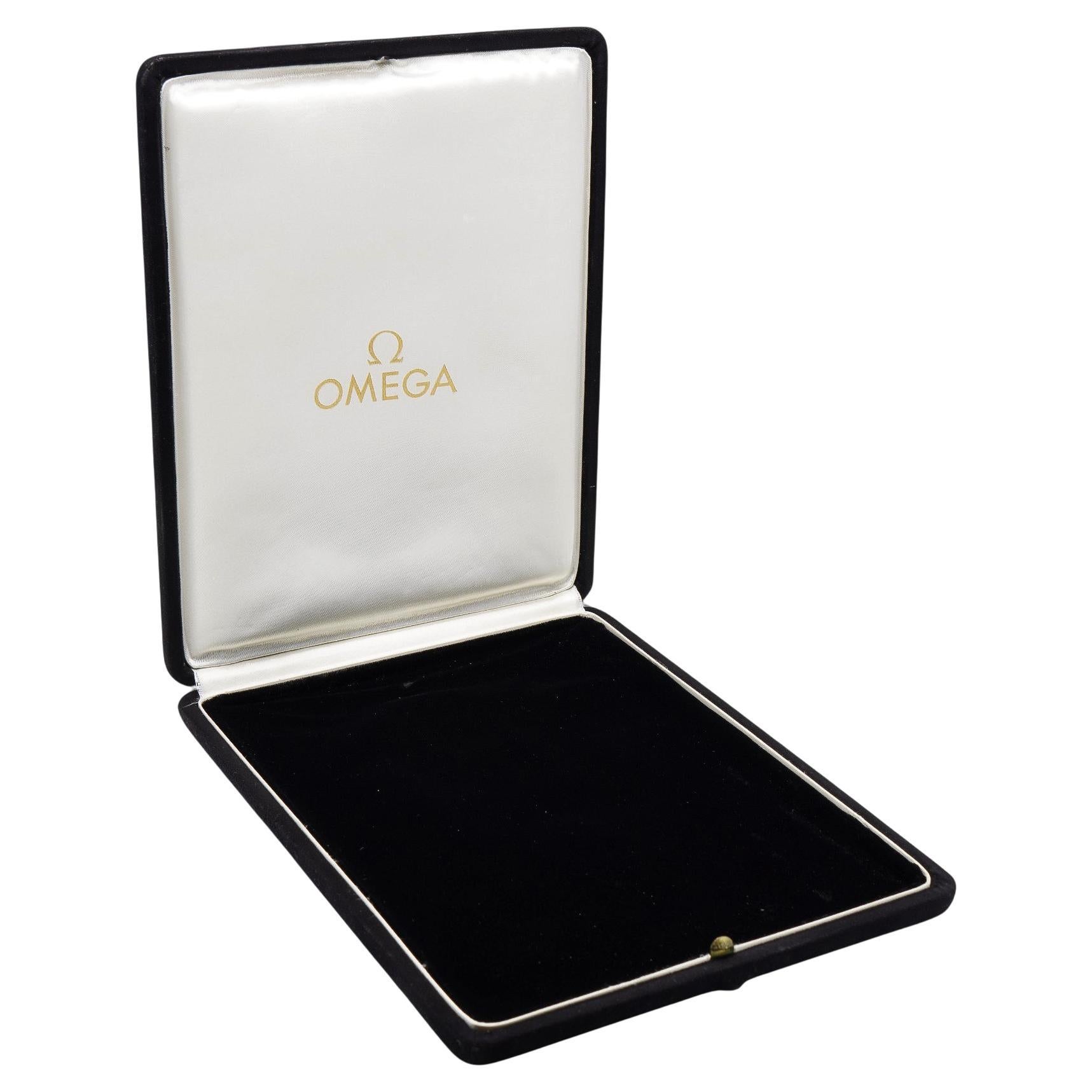 Omega Necklace Box For Sale at 1stDibs
