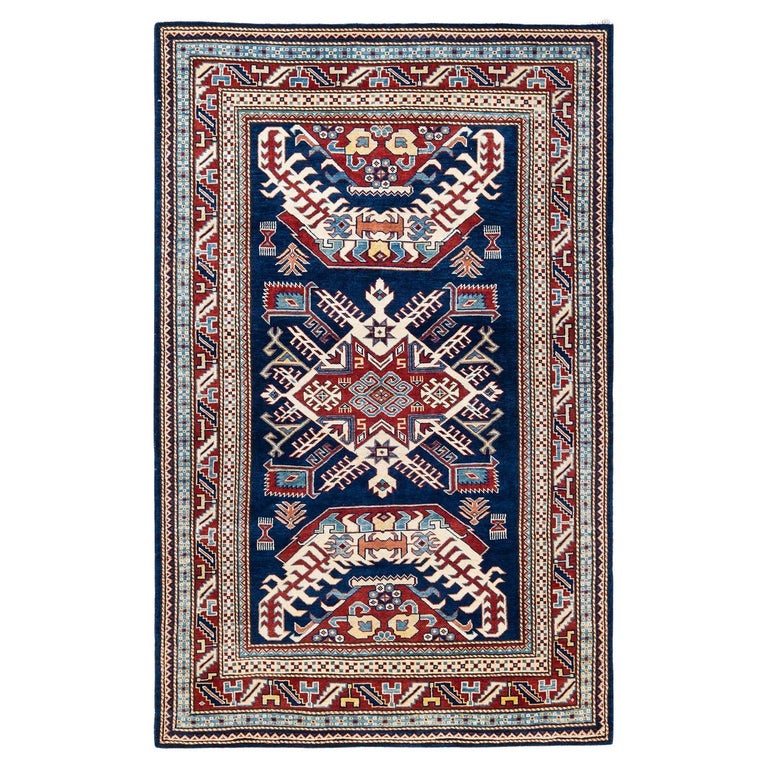 Handgeknüpfter blauer Teppich aus Wolle mit Stammesmotiven, Unikat im ...