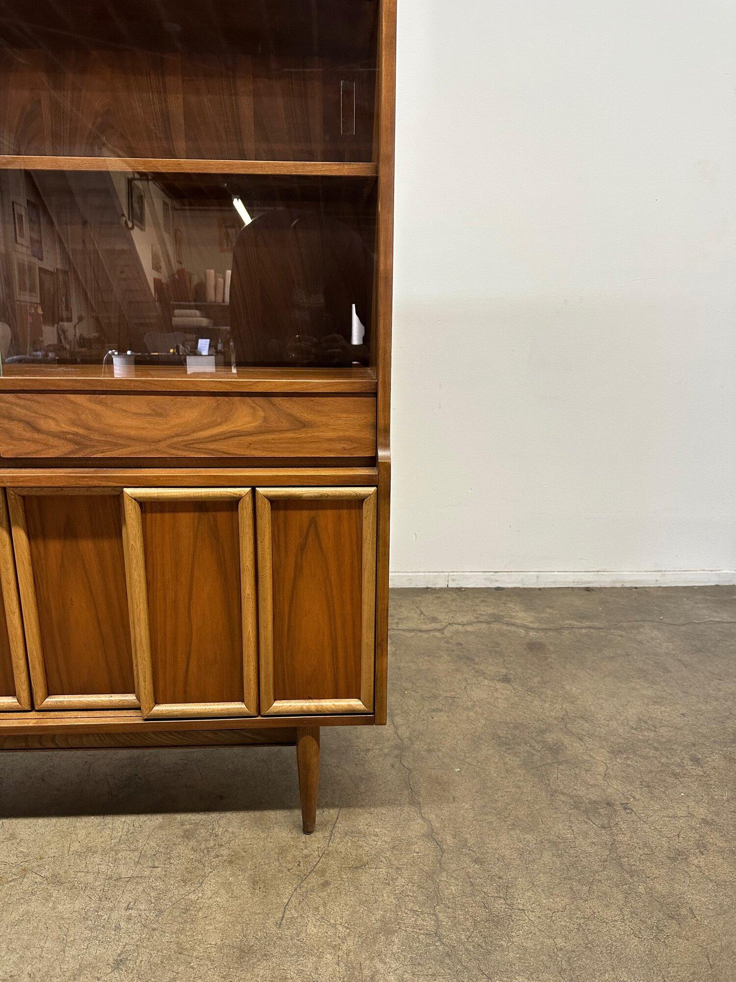 One Piece Midcentury Hutch For Sale at 1stDibs