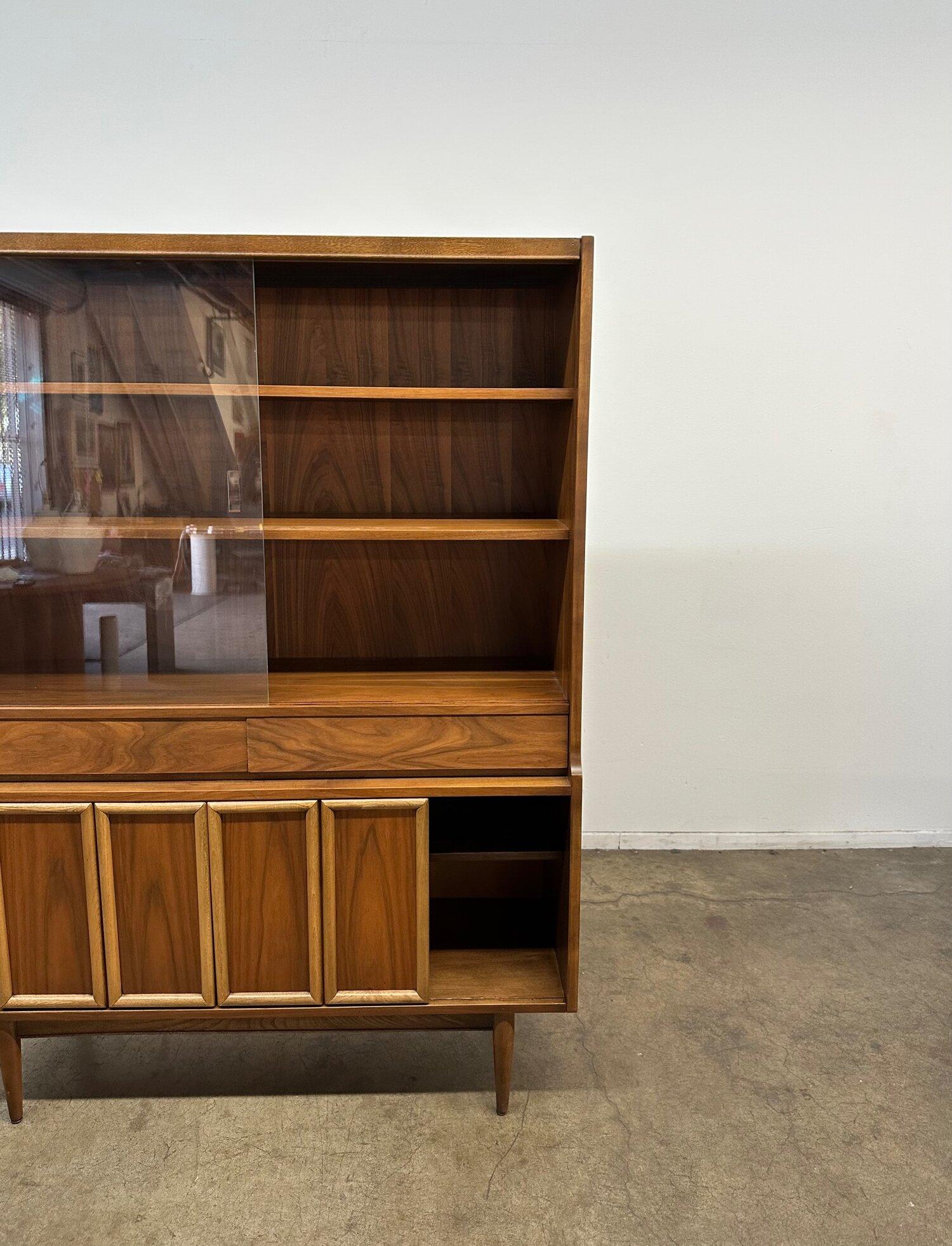 One Piece Midcentury Hutch For Sale at 1stDibs