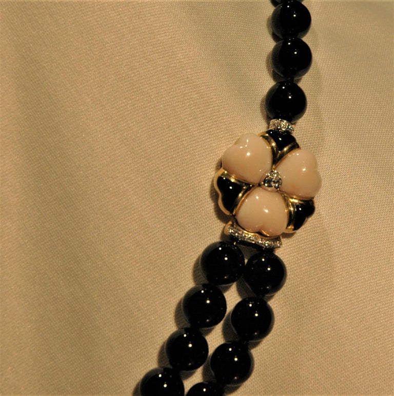 Onyx Collier and Ring with Light Pink Corals in the Shape of Flowers ...