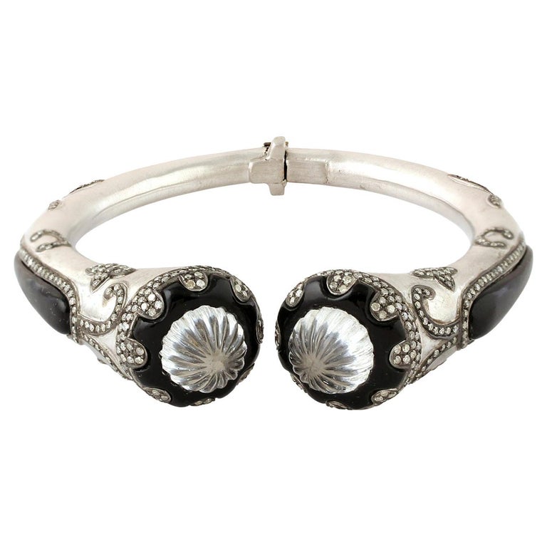 Onyx and Crystal Quartz Bracelet with Diamonds Made in 18k Gold and ...