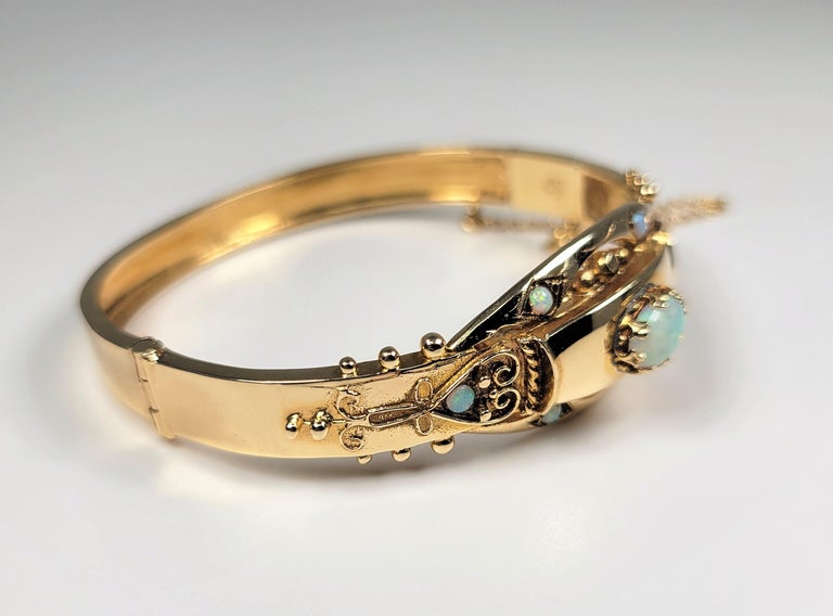 Opal Bangle in 14 Karat Gold For Sale at 1stDibs