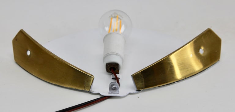 Opaque Art Deco Clamshell Wall Lamp with Brass Fittings at 1stDibs