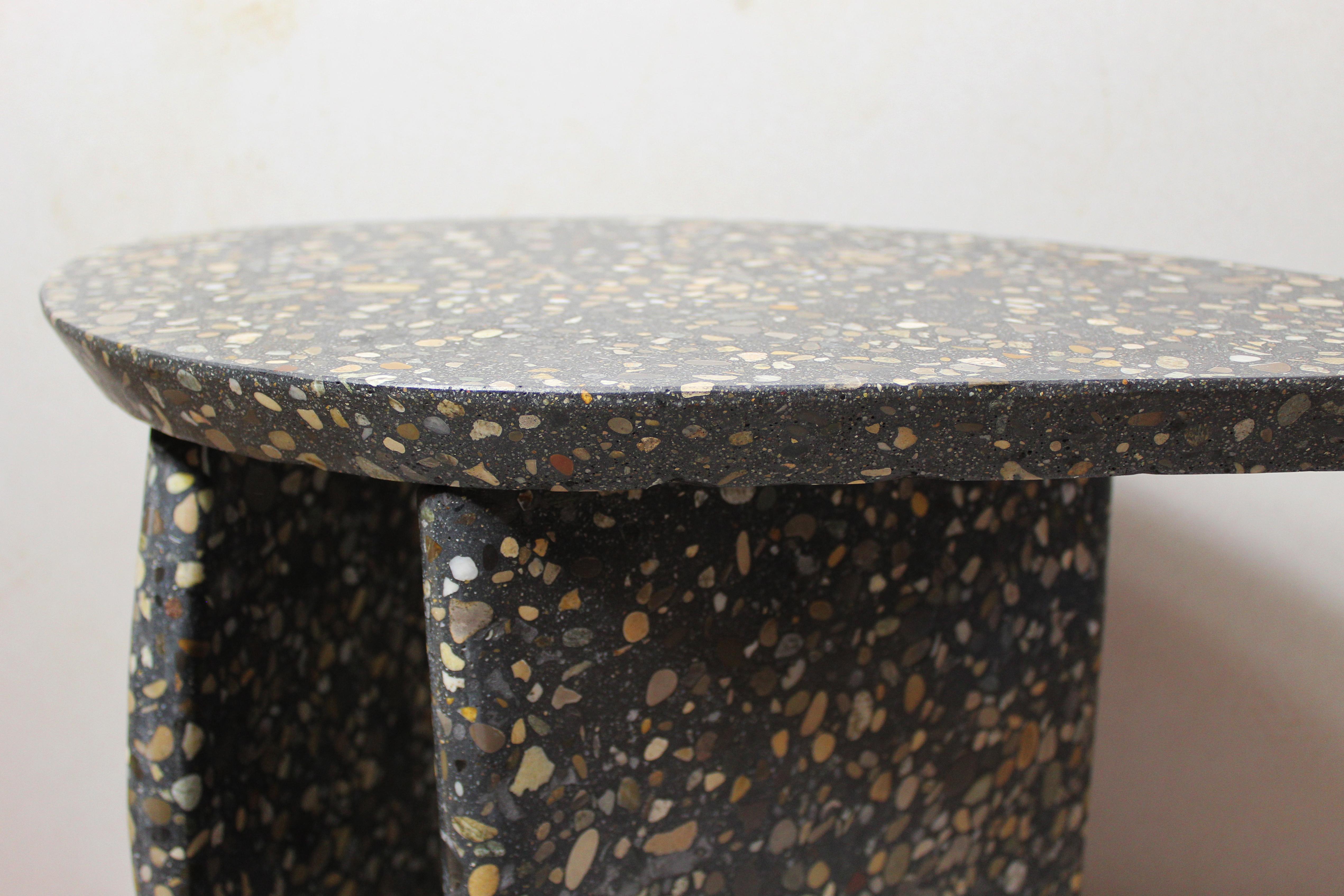 Organic Side Table Pierre in Terrazzo Made of Pebbles For Sale at 1stDibs