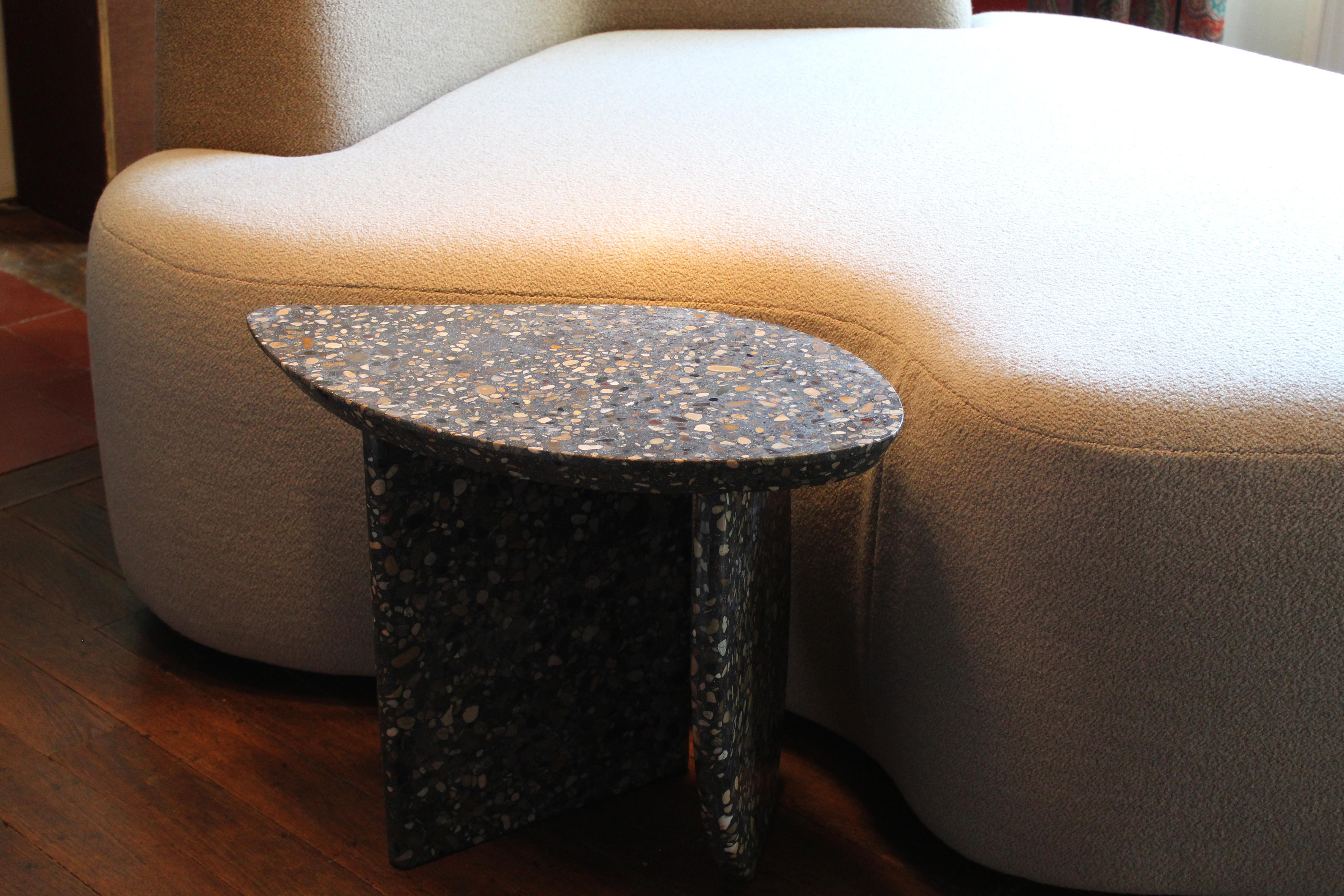 Organic Side Table Pierre in Terrazzo Made of Pebbles For Sale at 1stDibs