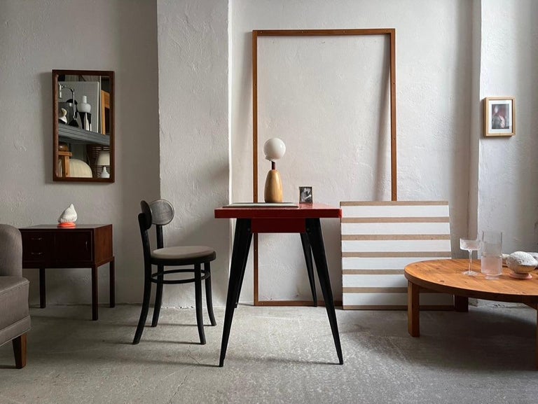 Original 1950s French metal desk in red varnish by Xavier Pouchard for ...