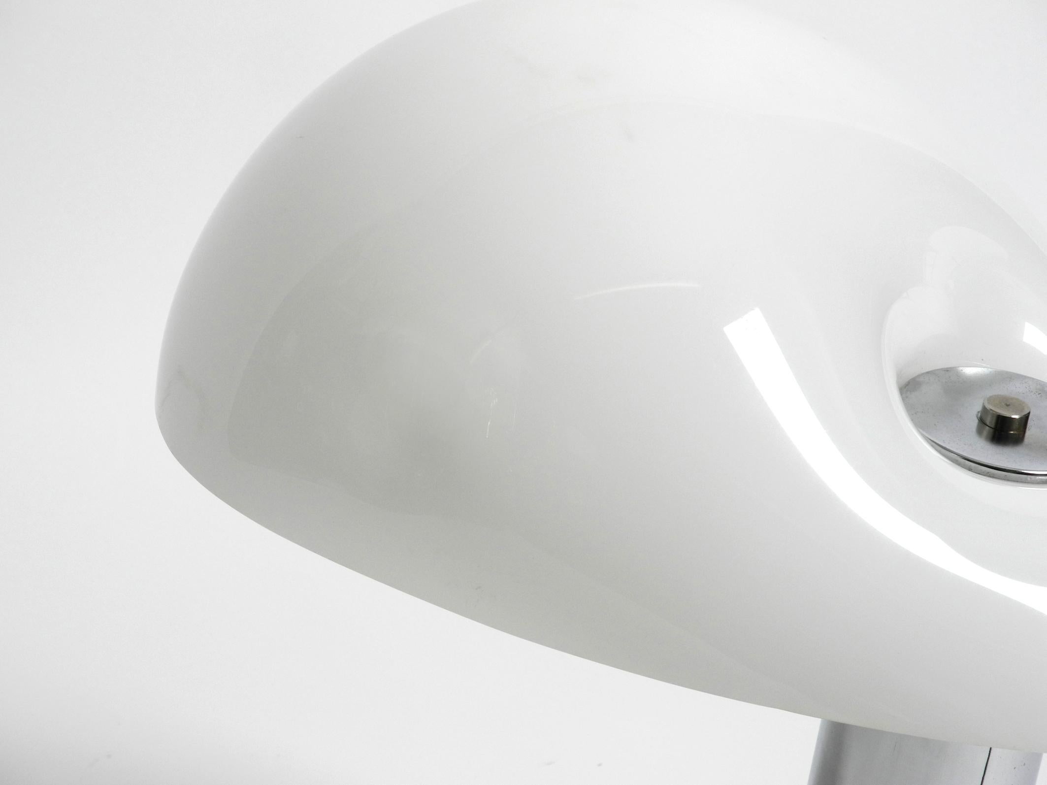 Original 1960s Italian Large Space Age Design "Cobra" Table Lamp by ...