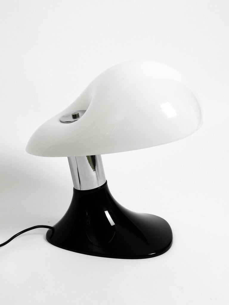 Original 1960s Italian Large Space Age Design "Cobra" Table Lamp by ...