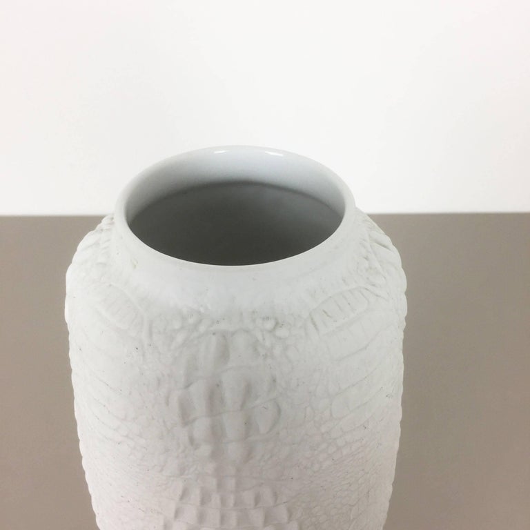 Original 1970s Porcelain Op Art Vase Made by AK Kaiser, Germany For ...