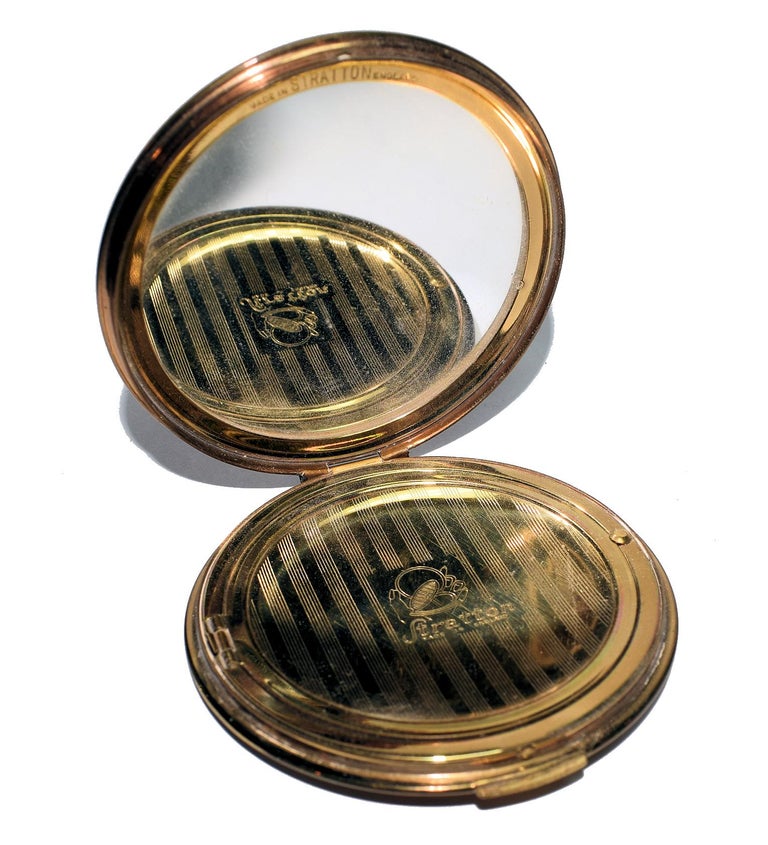 Original Art Deco Ladies Powder Compact Made by Stratton at 1stDibs
