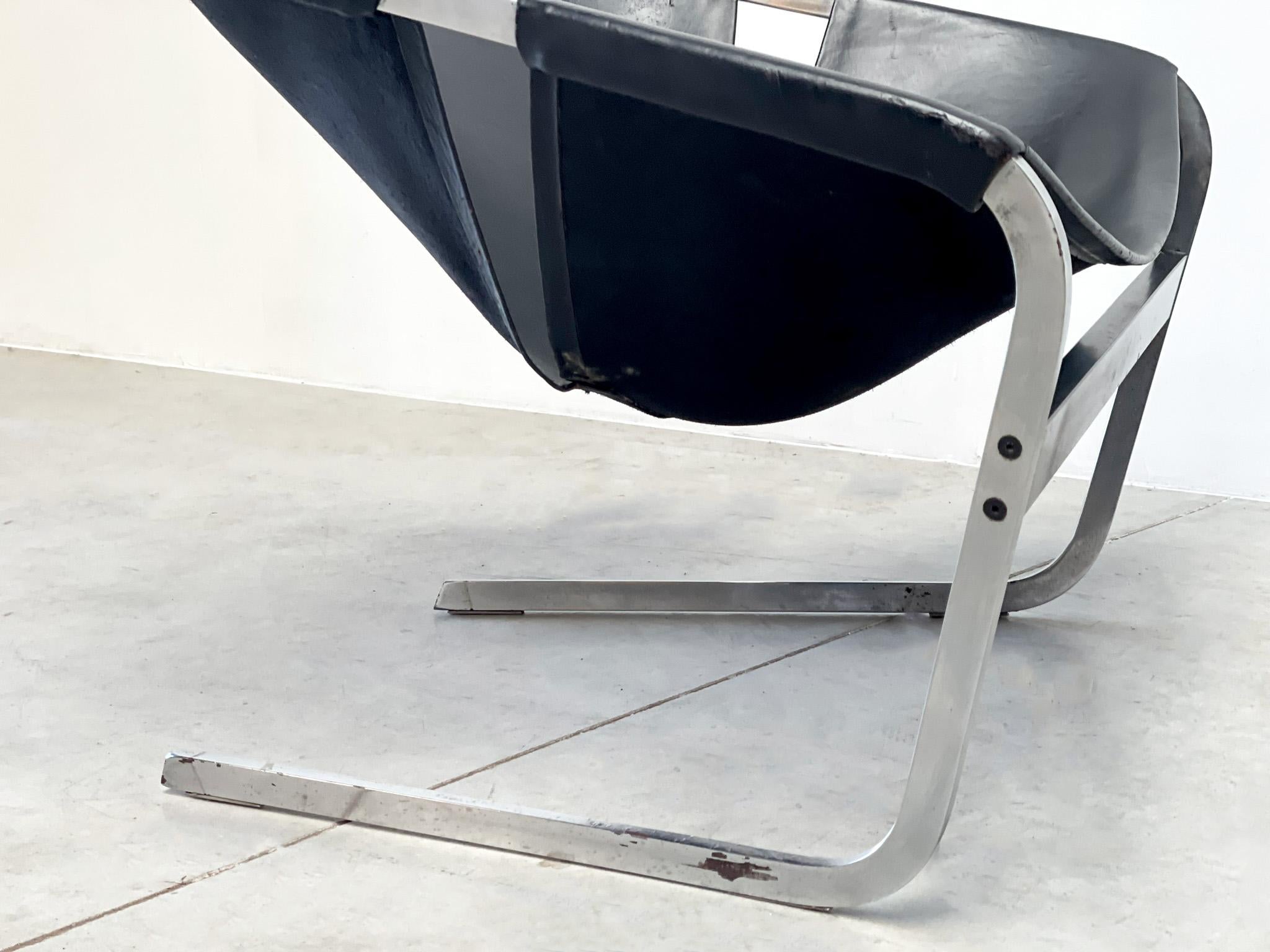 Original Black Leather Pierre Paulin F444 Lounge Chair For Sale at 1stDibs