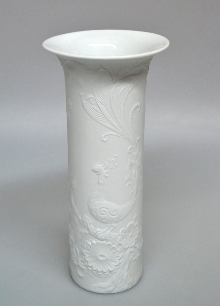 Original Kaiser White Bisque Ceramic Flower Vase, Made in West-Germany ...