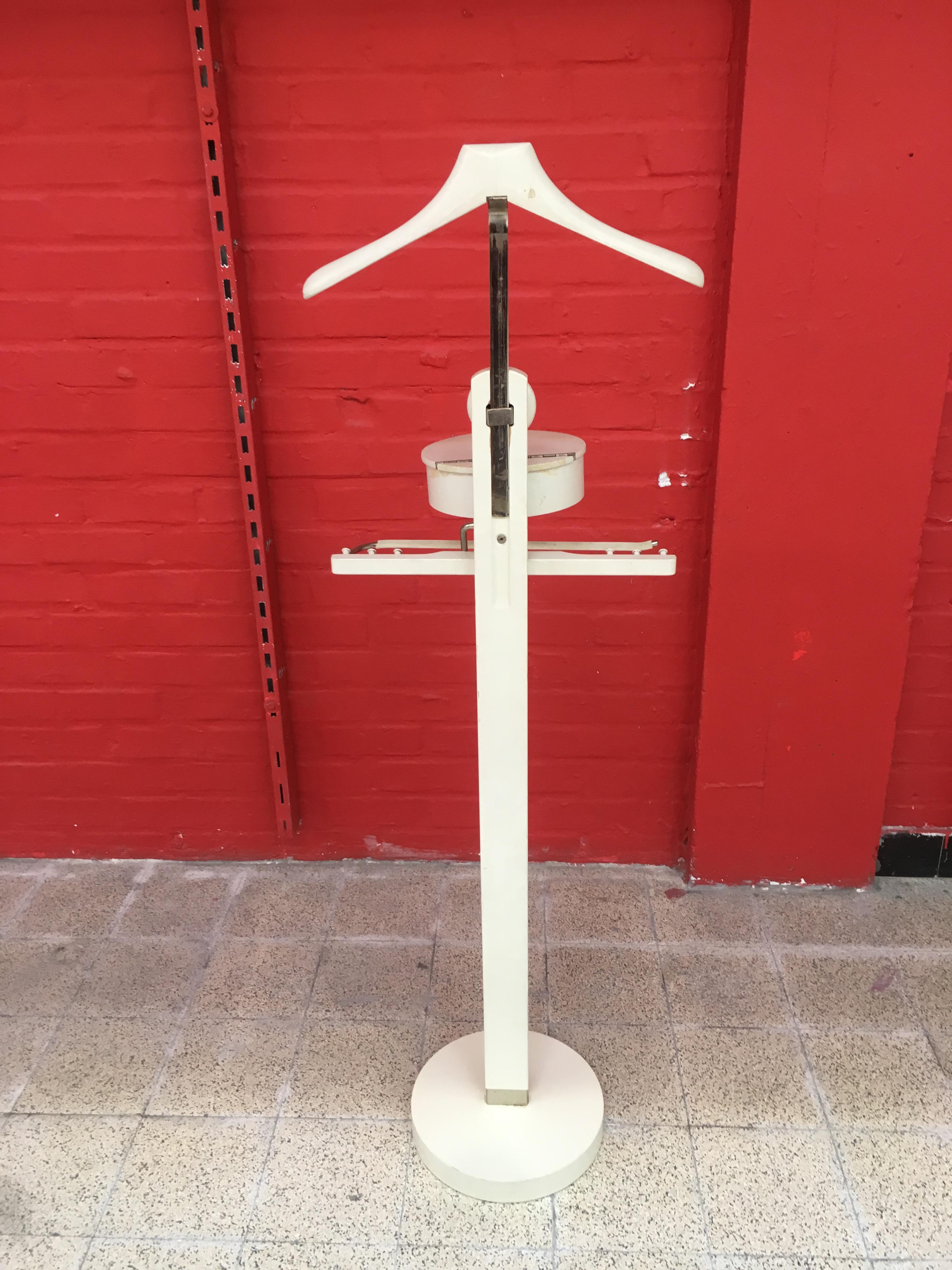 Original Lacquered Wood Valet, circa 1970 For Sale at 1stDibs