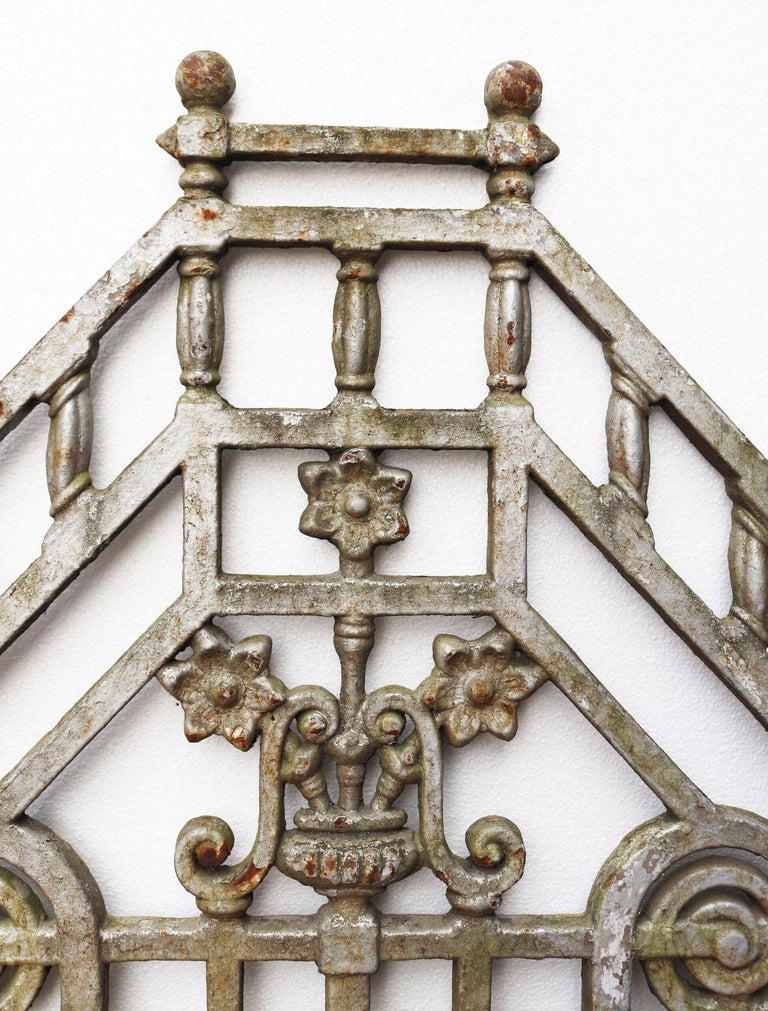 Original Victorian Side Gate in Cast Iron For Sale at 1stDibs
