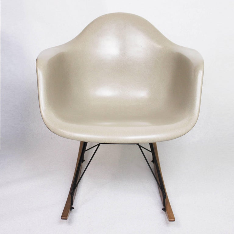 Original Vintage Herman Miller Fiberglass Shell Rocking Chair Rocker in ...