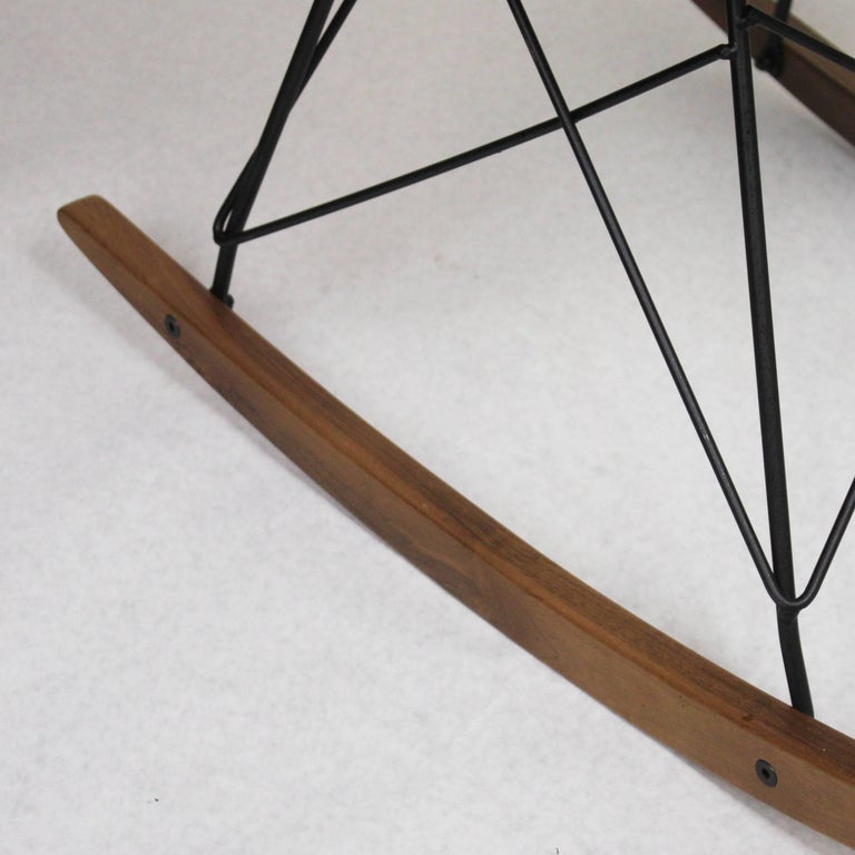 Original Vintage Herman Miller Fiberglass Shell Rocking Chair Rocker in ...