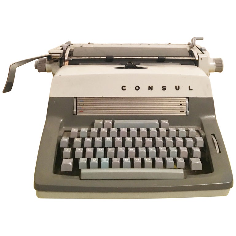 Original Vintage Typewriter Consul, Made in Czechoslovakia at 1stDibs