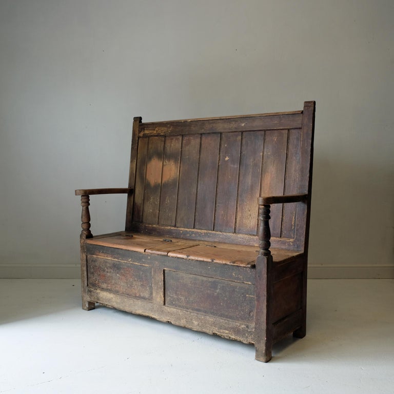 Original Welsh Pine Settle, Early 19th Century, Character, Rustic, Country at 1stDibs
