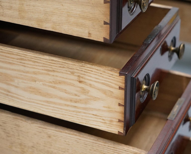 Ornate Grand Victorian Hardwood Dressing Table Loads of Drawers Storage ...