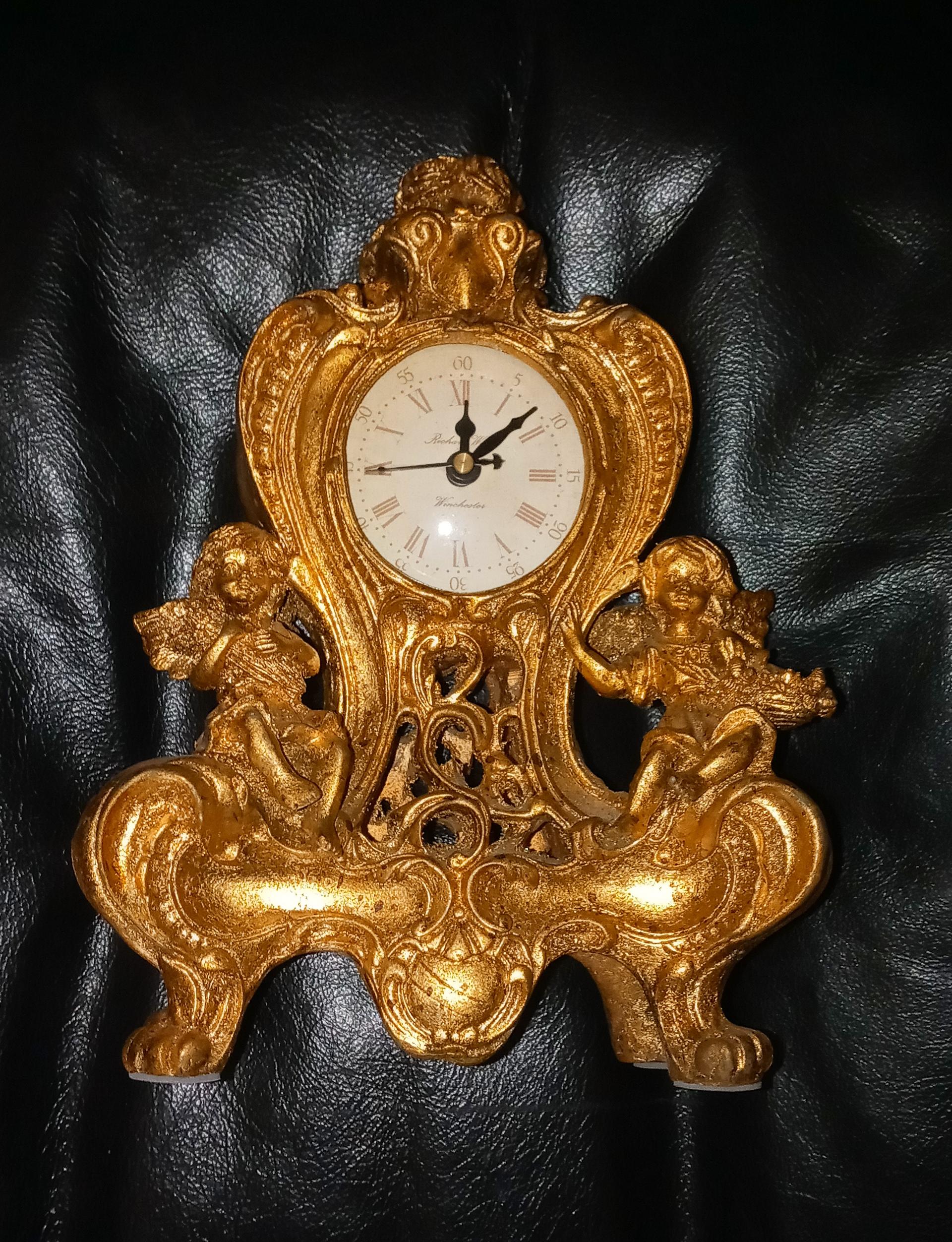 chimney clock, Richard Ward. Winchester For Sale at 1stDibs