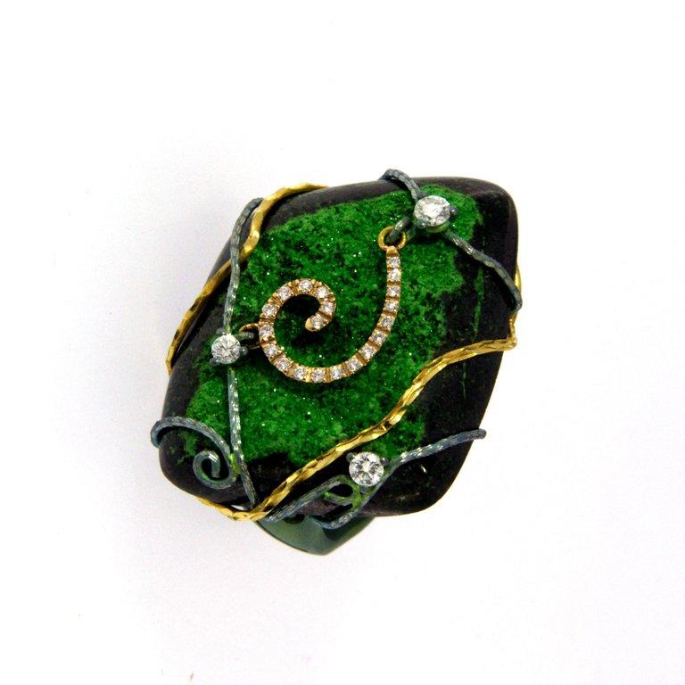 Orsa Maggiore Diamonds 18 Karat Gold Titanium Uvarovite Garnet Rings ...