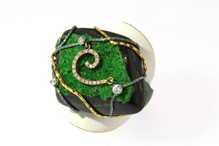 Orsa Maggiore Diamonds 18 Karat Gold Titanium Uvarovite Garnet Rings ...