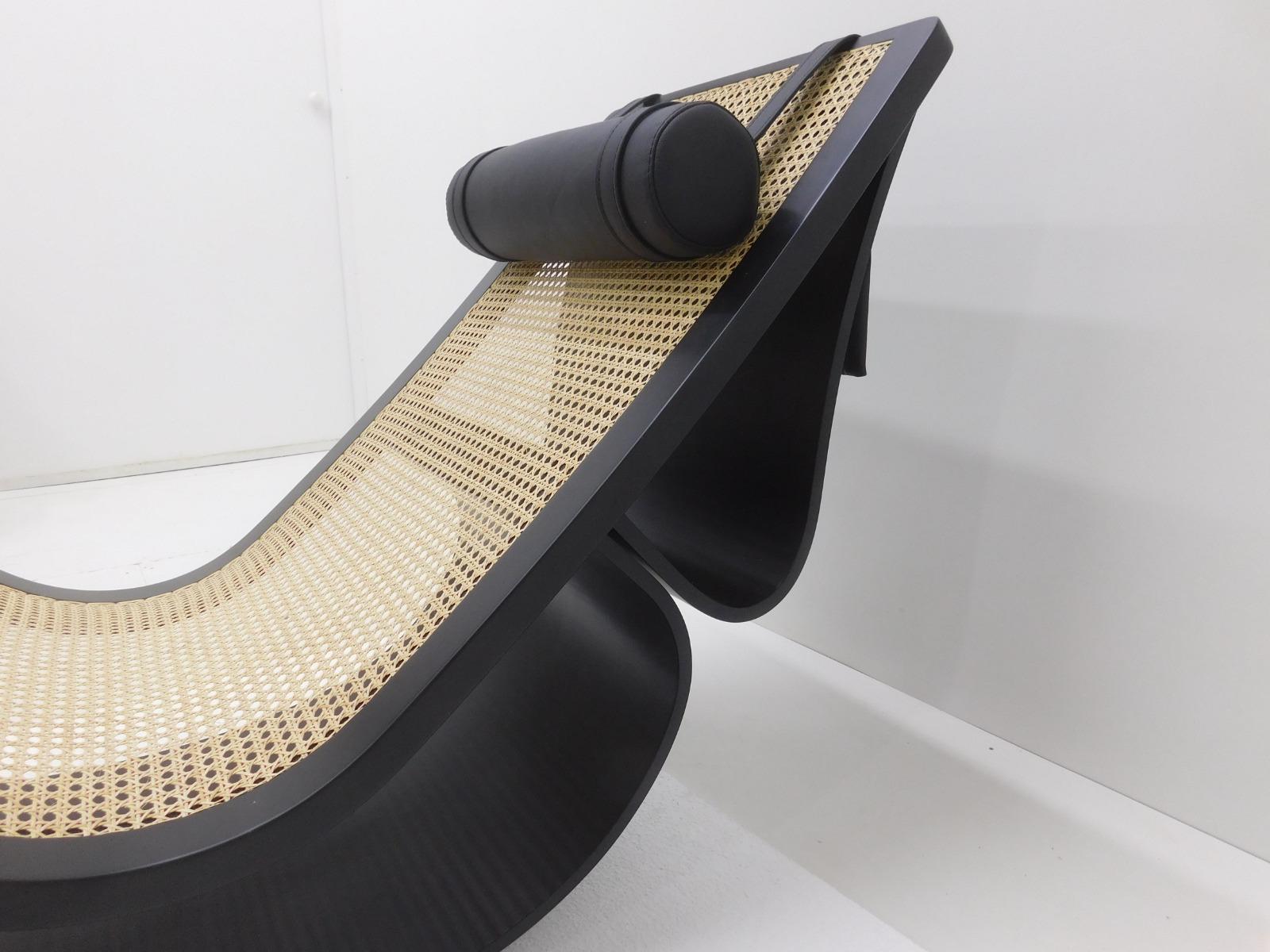 Oscar Niemeyer Rio Rocking Chair For Sale at 1stDibs | recamier oscar ...