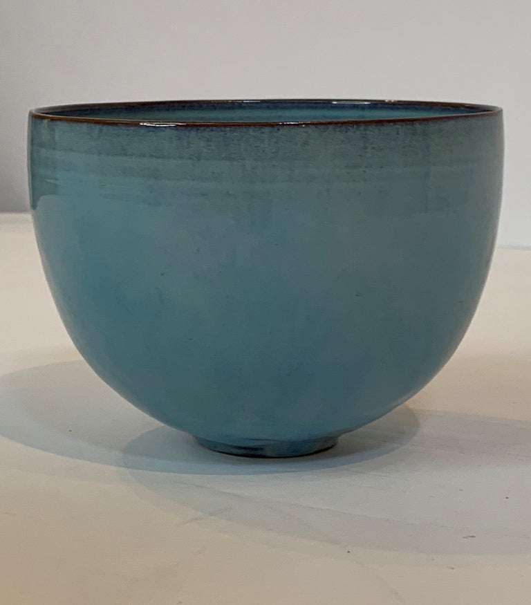 Otto and Gertrud Natzler Signed Mid-Century Modern Bowl For Sale at 1stDibs