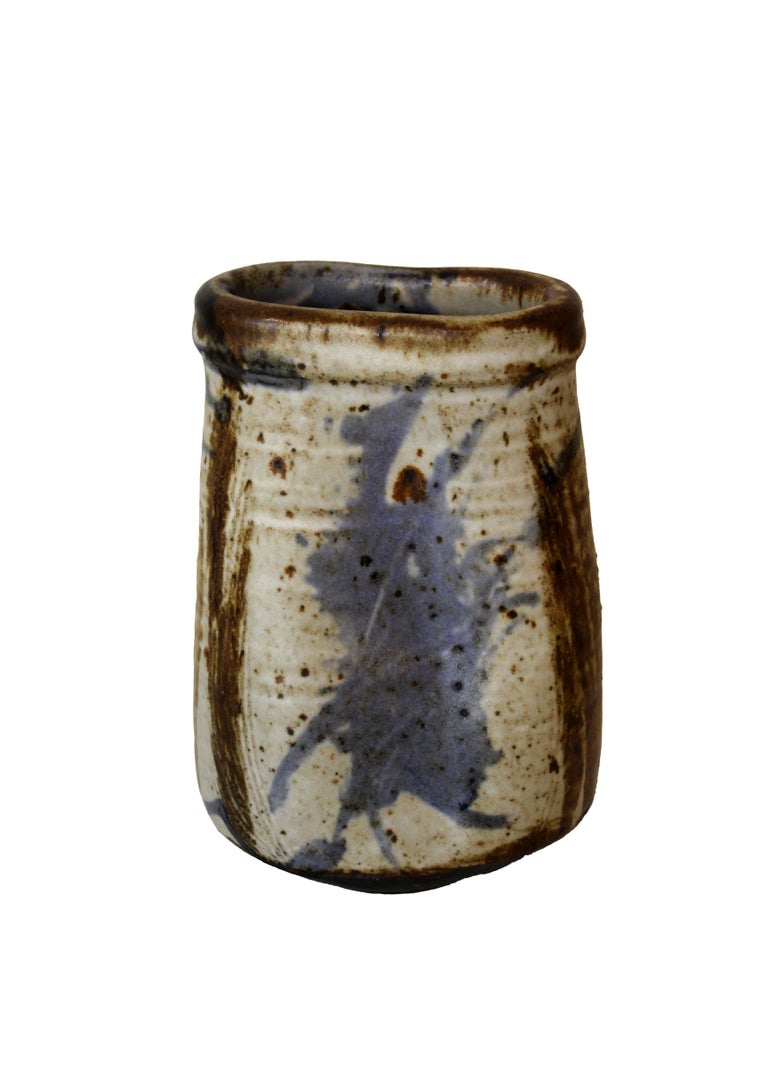 Otto and Vivka Heino Small Pinched Form Vessel Vase For Sale at 1stDibs
